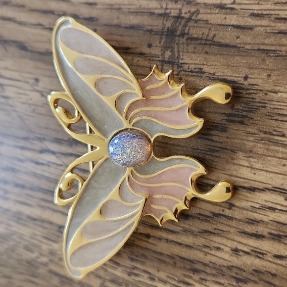 Avon | Jewelry | Vintage Avon Butterfly Brooche | Poshmark